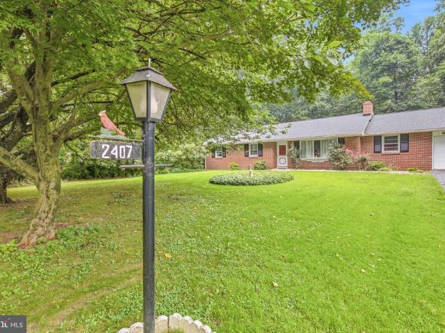 2407 E Kings Highway