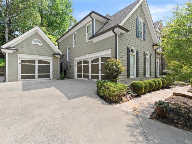 2407 Edgemere Ct NE, Marietta, GA 30062 | MLS #7756 | Compass