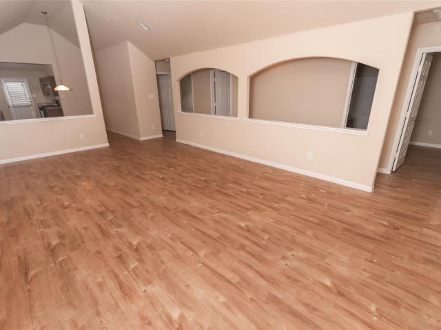 2407 Gibbs Bend Court
