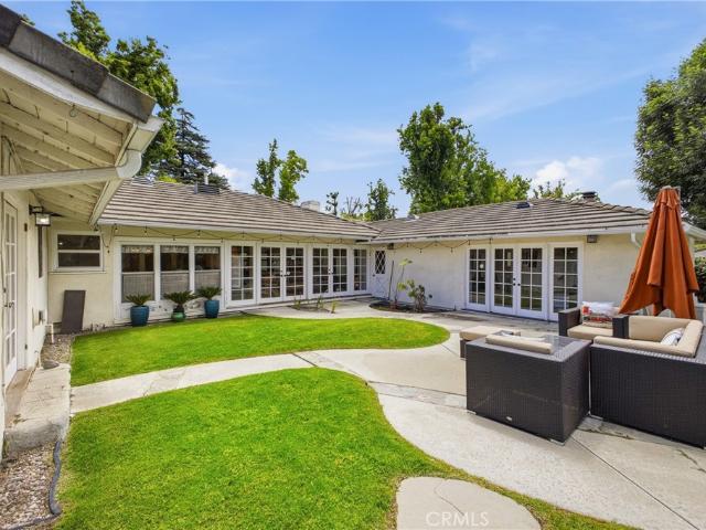 2407 Greenfield