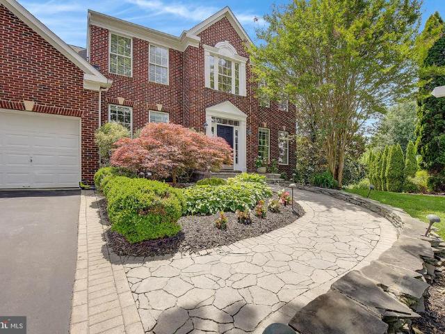 2407 Lawndale Court