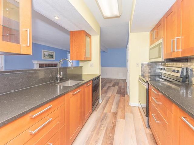 2407 Packard St, Ann Arbor, MI 48104