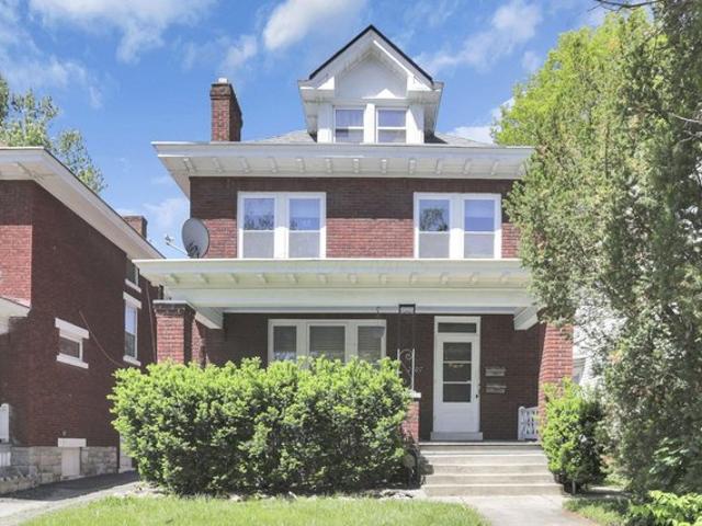 2407 Summit St, Columbus, OH 43202