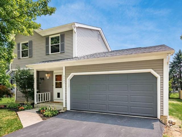 2407 Sanford Dr, Columbus, OH 43235
