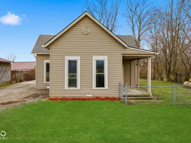 2407 W Flat Rock Road