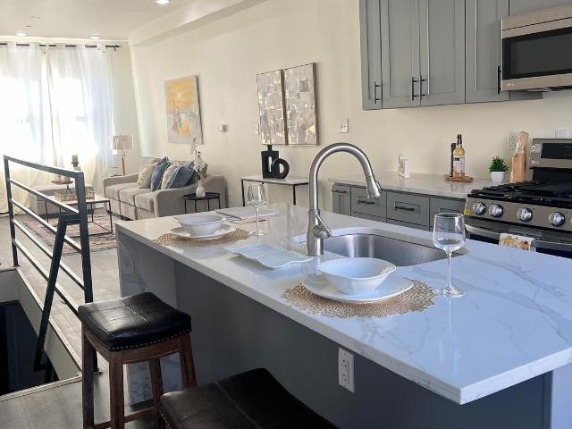 2407 W Seybert St, Philadelphia, PA 19121 | MLS #PAPH2622
