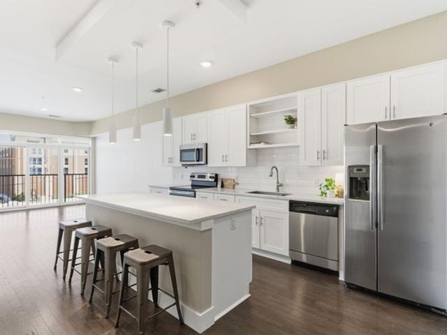 2407 8th Ave S Apt 409, Nashville, TN 37204