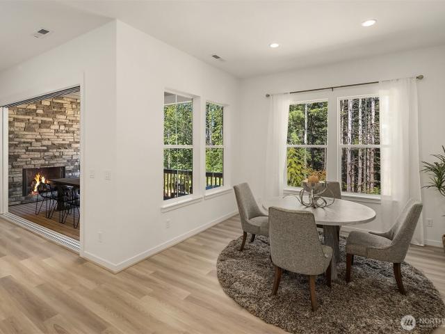 24080 SE Emerald Street # 280