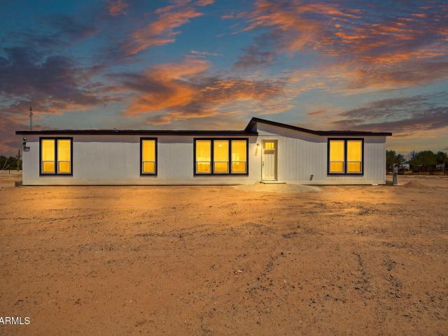 24086 e cholla road