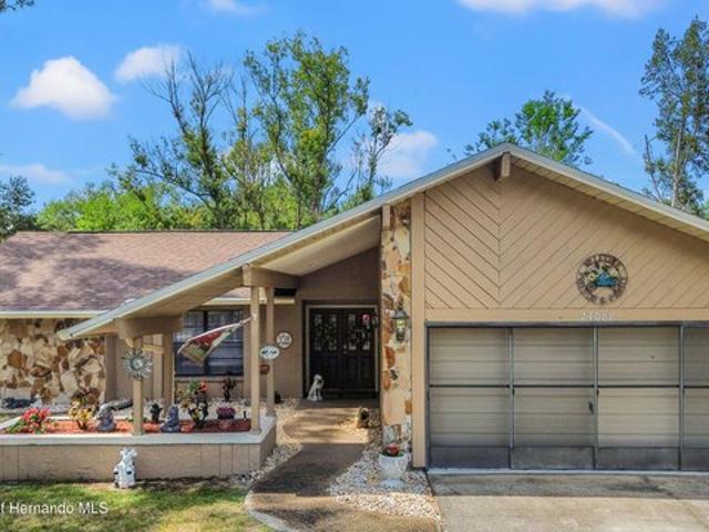 24088 Eppley Dr, Brooksville, FL 34601