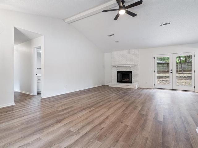 2408 N East Oaks Drive
