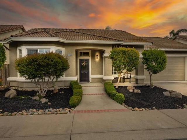 2408 Amber Elm Dr, Modesto, CA 95355
