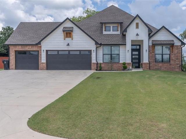 2408 Black Jack Ct, Blanchard, OK 73010