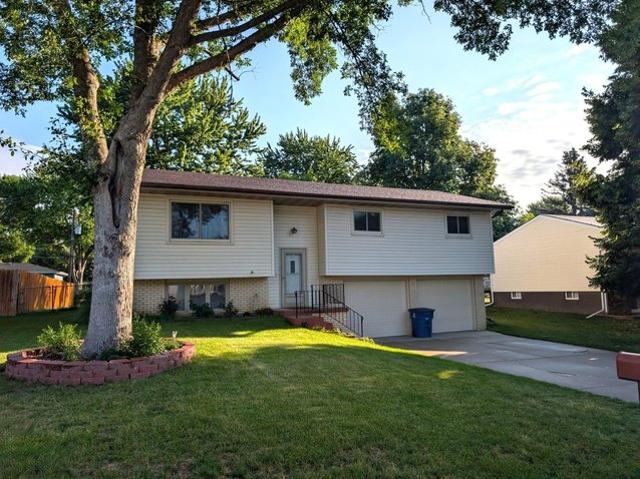 2408 Clearfield Dr, Norfolk, NE 68701