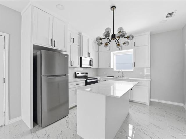 2408 E San Andrea Street 4