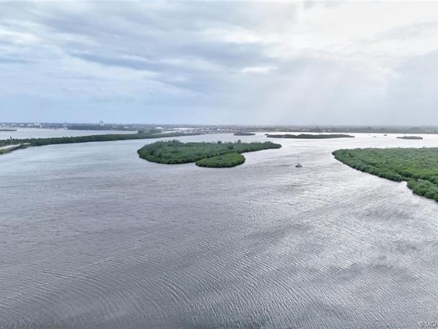 2408 Harbour Cove Dr, Hutchinson Island, FL 34949 | MLS #M20056