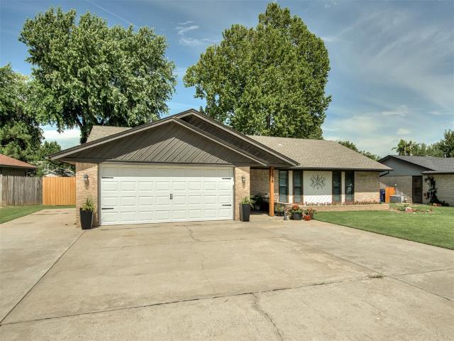 2408 Southlawn Place