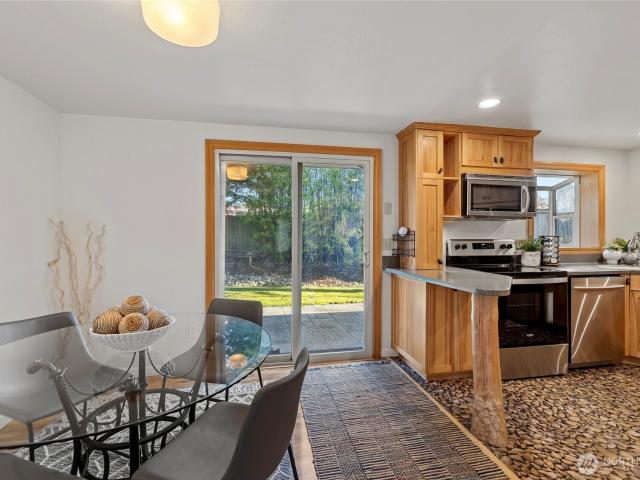 2408 th St SW, Lynnwood, WA 98087 | MLS #2474