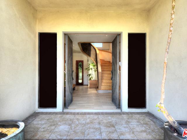 2408 VENUS Drive