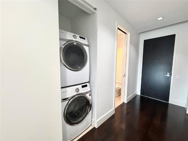 2408 Victory Park Lane # 1032