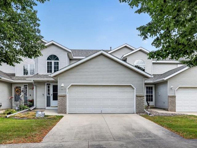 2408 Viola Heights Dr NE, Rochester, MN 55906