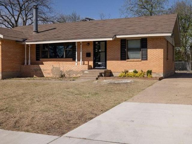 2409 Materhorn Dr, Dallas, TX 75228