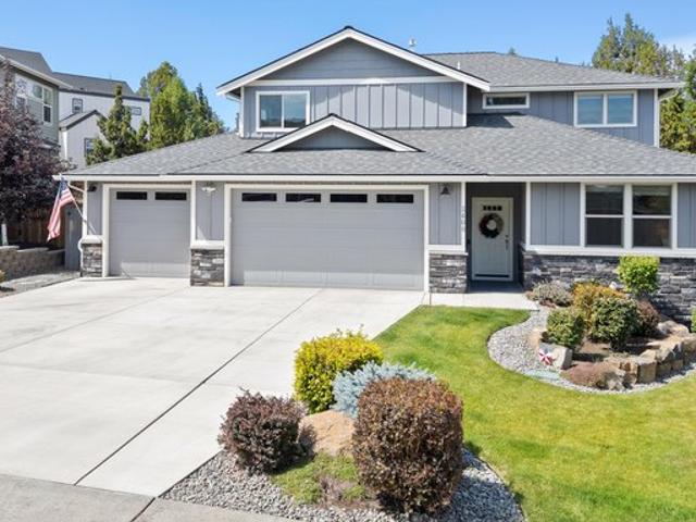 2409 NE Robinson St, Bend, OR 97701