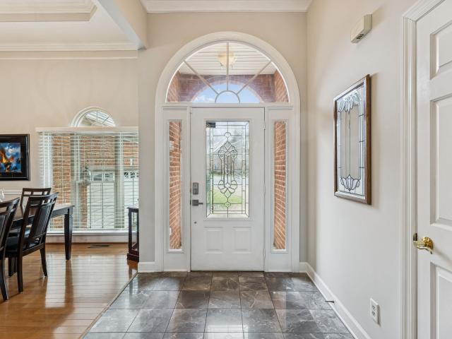 2409 Amber Glen Ct, Murfreesboro, TN 37128 | MLS #3133 | Compass
