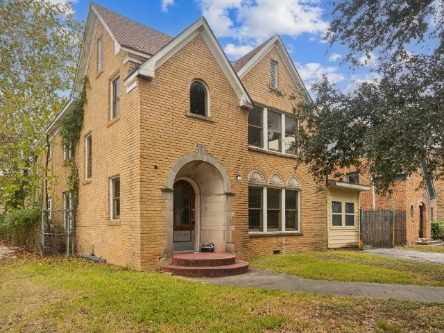 2409 Arbor St, Houston, TX 77004 | MLS #76574 | Compass