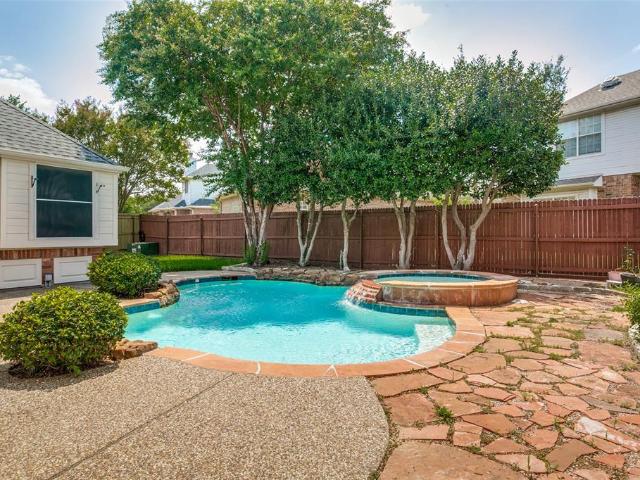 2409 Candlebrook Drive