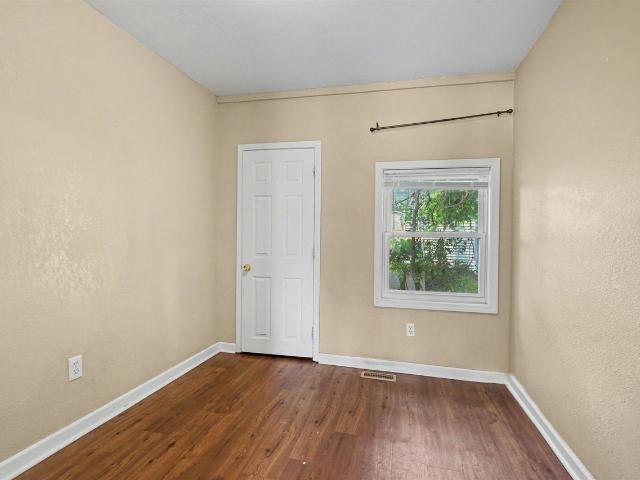 2409 Crozier Avenue