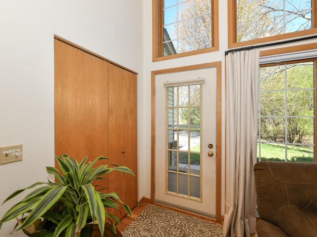 2409 Fox River Pkwy, Unit C