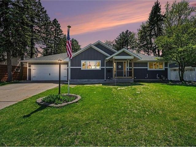 2409 Gilbert Ln, South Saint Paul, MN 55075