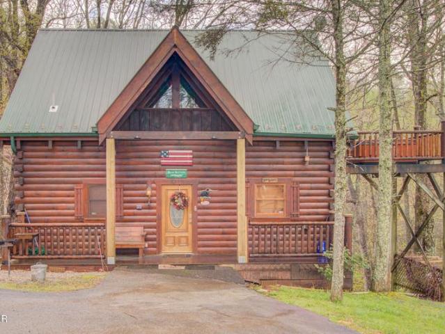 2409 Holly Pass, Sevierville, TN 37876