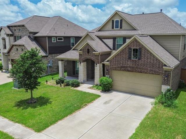 2409 Lake Mist Dr, Texas City, TX 77568