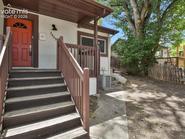 2409 Robinson Street