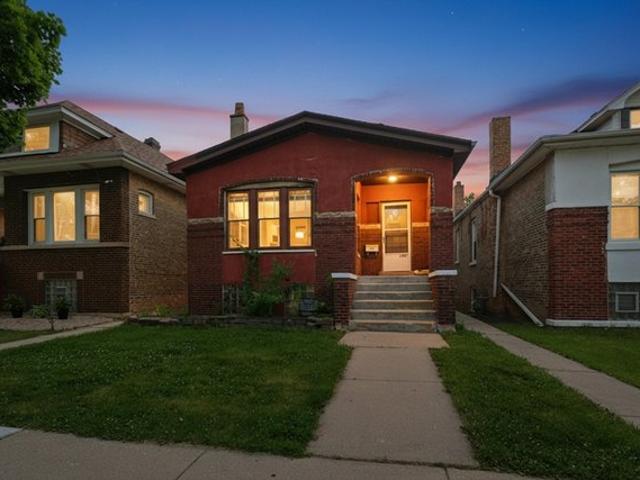 2409 S 61st Ave, Cicero, IL 60804
