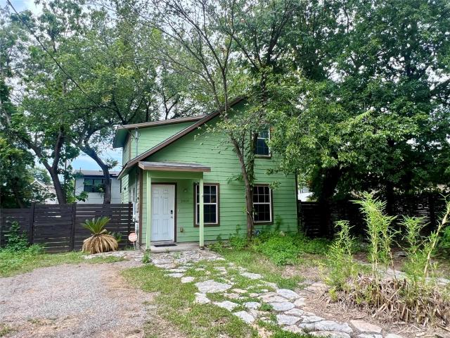 2409 Santa Rosa St