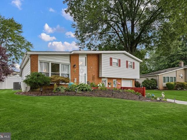 2409 Twist Ln, Wilmington, DE 19808