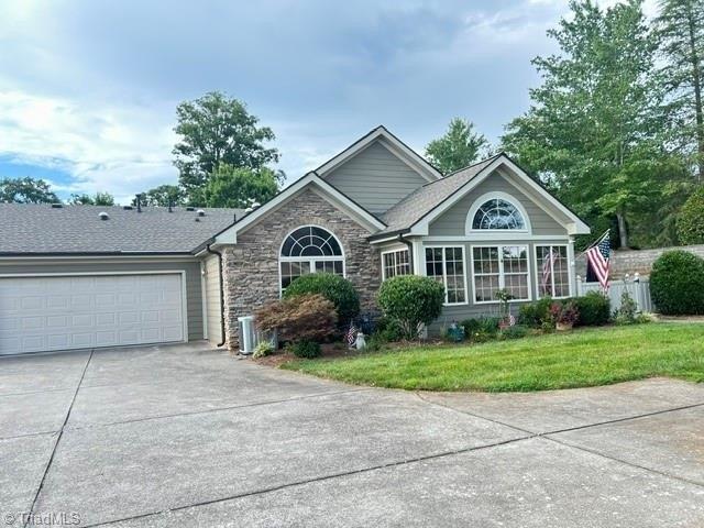 2409 Waterwheel Dr, Winston Salem, NC 27103