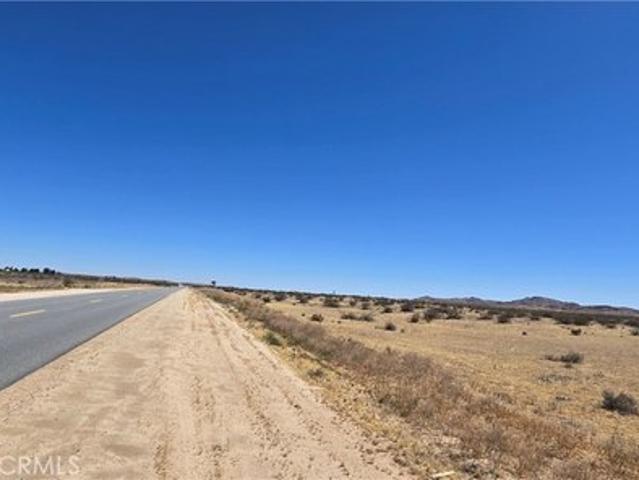 24000 Avenue J, Lancaster, CA 93535