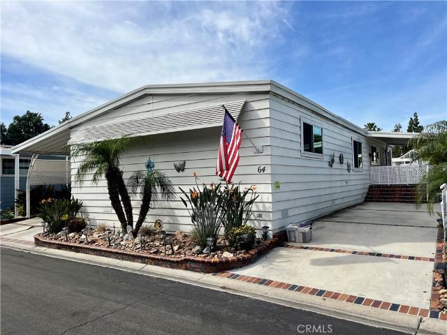 24001 Muirlands Blvd, Unit 64, Lake Forest, CA 92630 | MLS #OC26021 | Compass