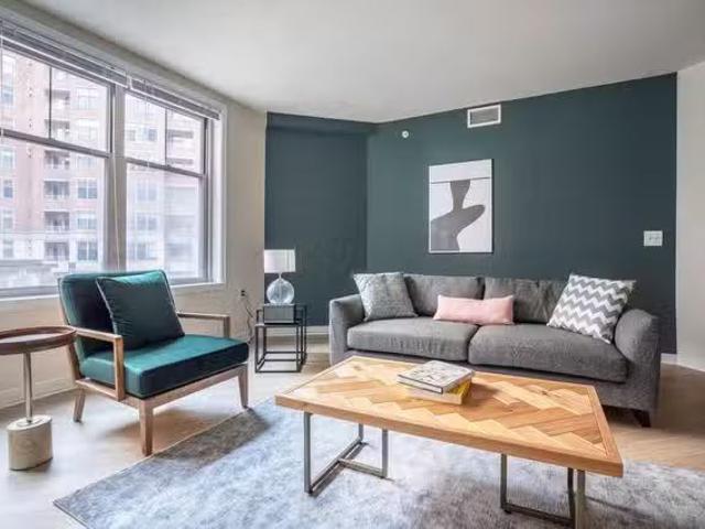 2400 M St NW, West End 1 Bedroom 1 Bath