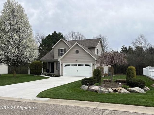 2400 Marlene Dr, Swartz Creek, MI 48473