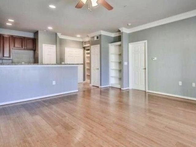 2400 McCue Rd Apt 452, Houston, TX 77056