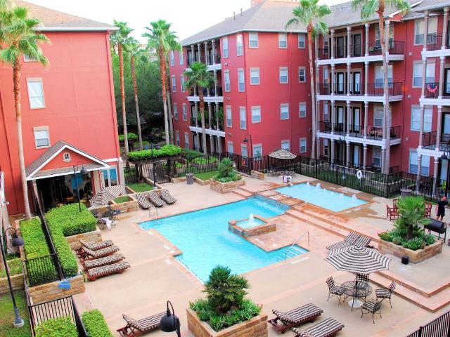 2400 McCue Rd, Unit 347, Houston, TX 77056 | Compass
