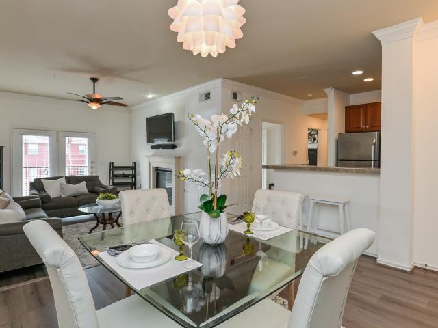 2400 McCue Rd, Unit 443, Houston, TX 77056 | MLS #67634 | Compass
