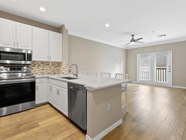2400 Mccue Road 312