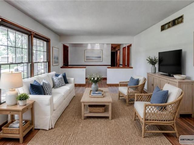2400 NW 86th Terrace