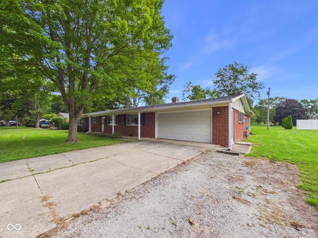 2400 Anthony Drive